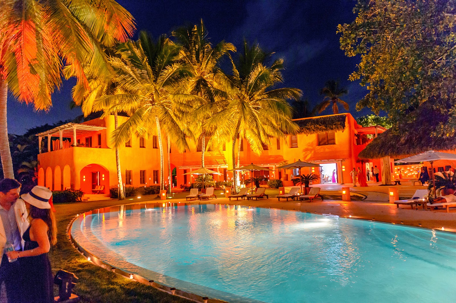 Red Carpet Wedding: Carolina Gonzalez-Bunster and Stefano Bonfiglio ...