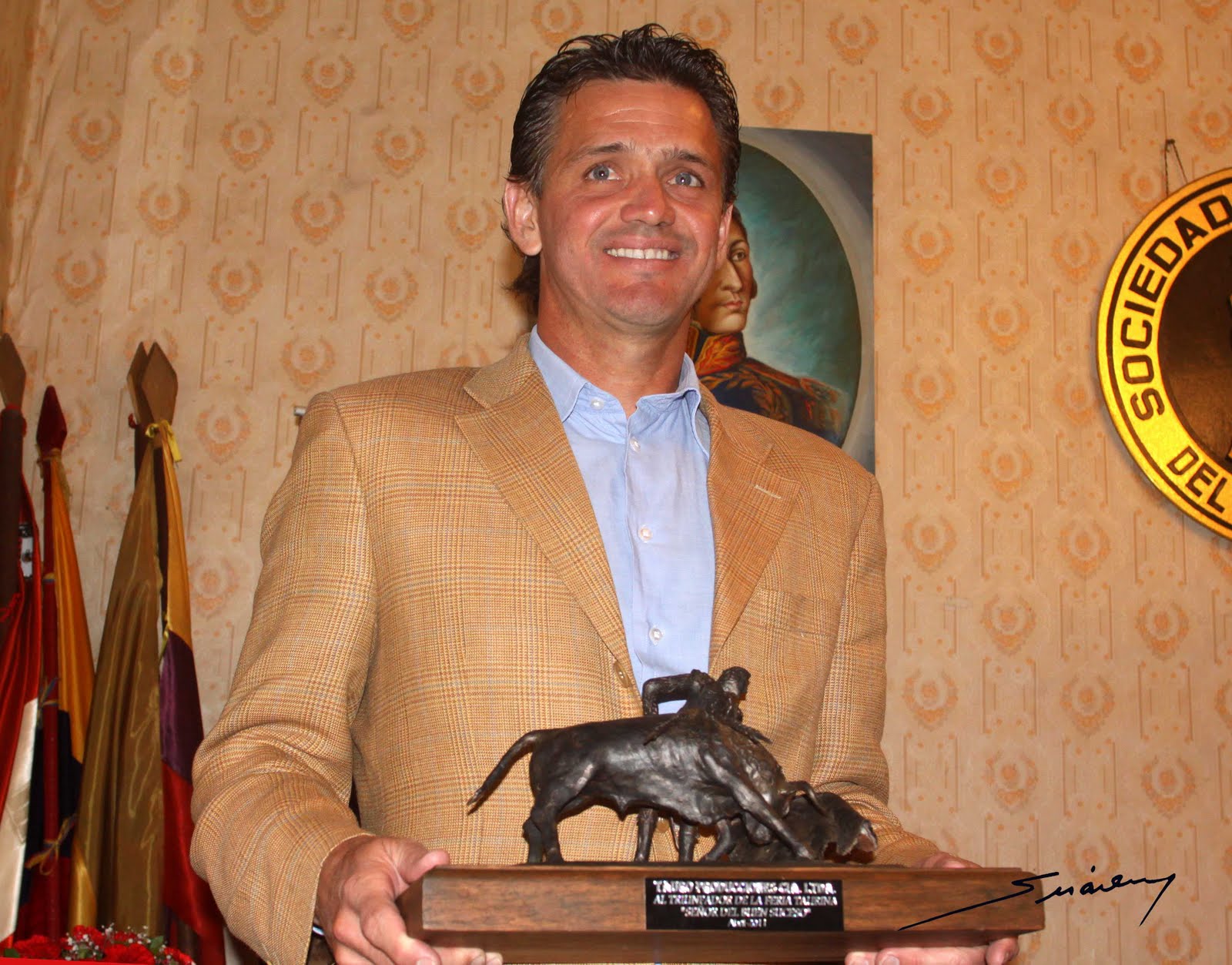 TORO PRENSA PERU: PREMIOS TAURINOS de RIOBAMBA Ecuador