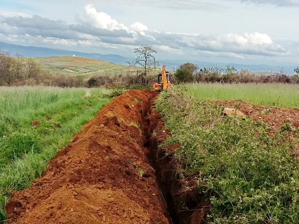 TRAVANCAS DA RAIA: Temos água