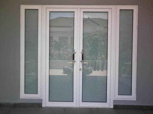 SUKSES MANDIRI TEKNIK: KUSEN PINTU DAN JENDELA UPVC PVC RUMAH MINIMALIS