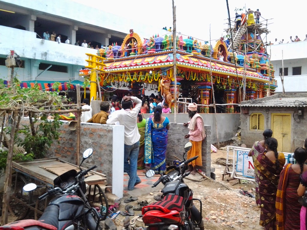 STORY'S BY KEPEE: VASAVI MATA TEMPLE OPENED,AT BHADRACHALAM TEMPLE TOWN ...