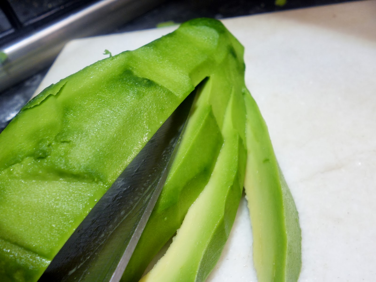 How -to 19: Fan an Avocado