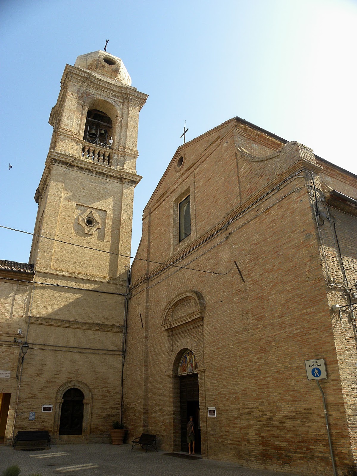 Castelfidardo ( AN ), capitale italiana della fisarmonica - THE MARCHE ...