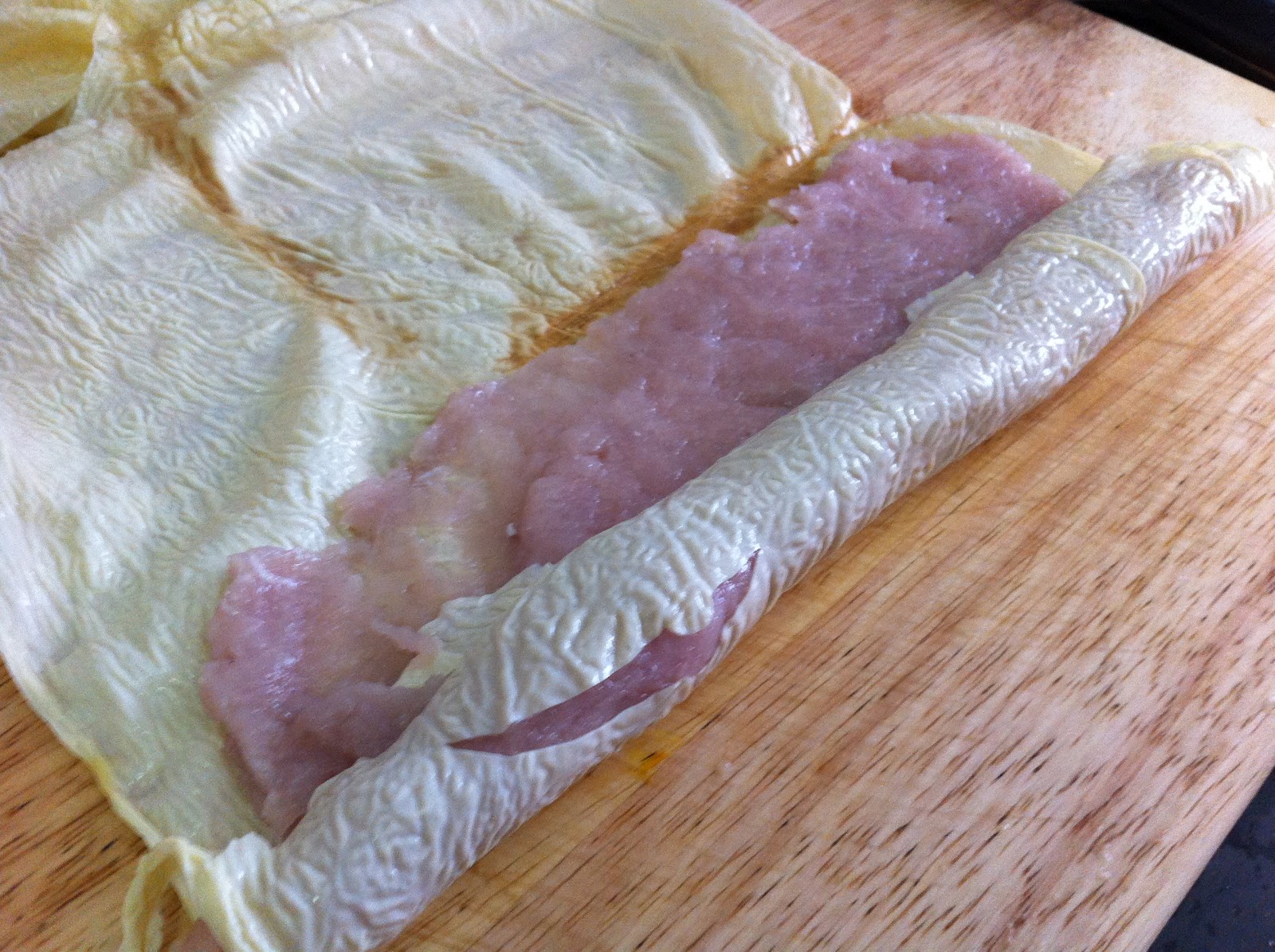 Confessions of a Weekend Cook: Beancurd Roll with Fish Paste (Fu Chuk Roll)