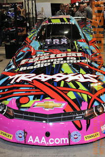 Gorgeous SEMA Models 2015 in Red, Many of Them!