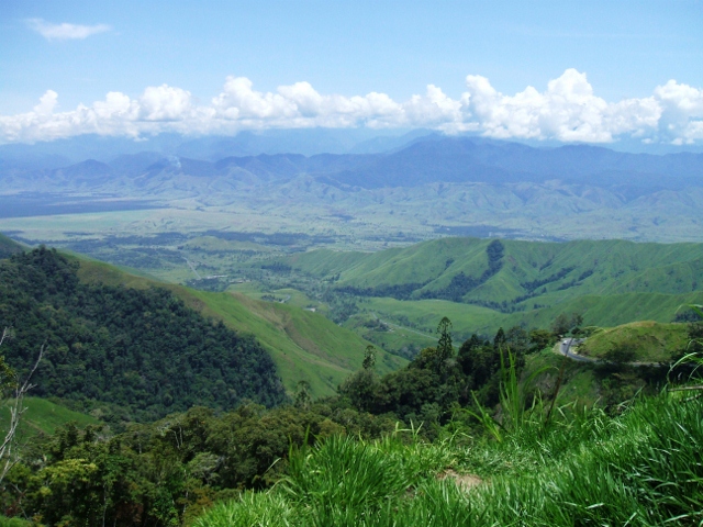 Malum Nalu: Building the Kassam Pass road in 1953