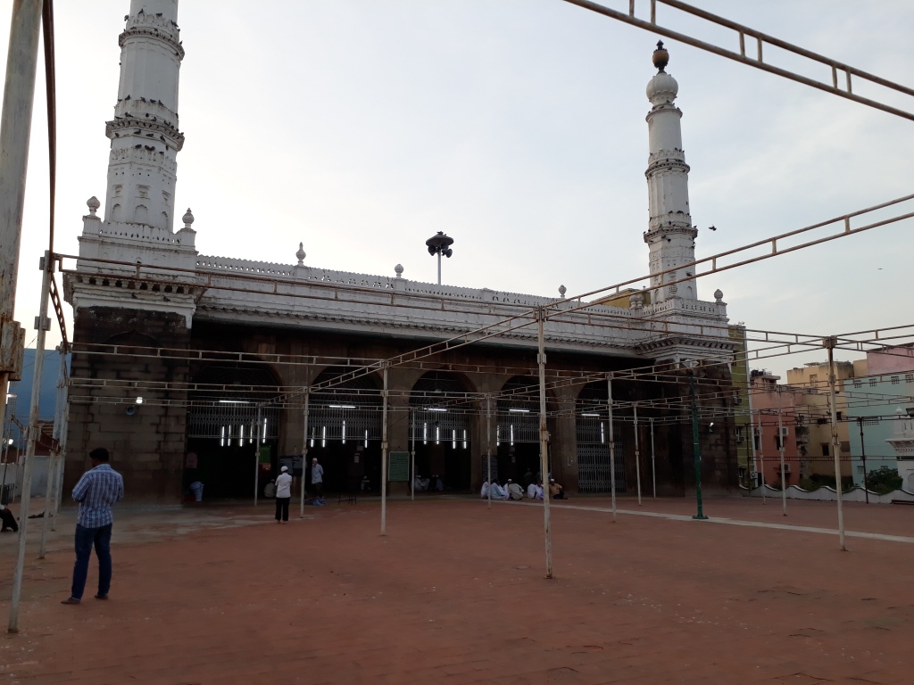 Tamilnadu Tourism: Triplicane Big Mosque, Chennai