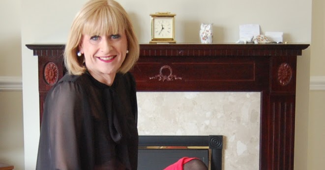 Tgirls on Flickr: Karen Martin in black and red