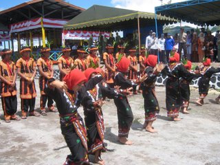 back to villages: TARI GUEL DARI ACEH