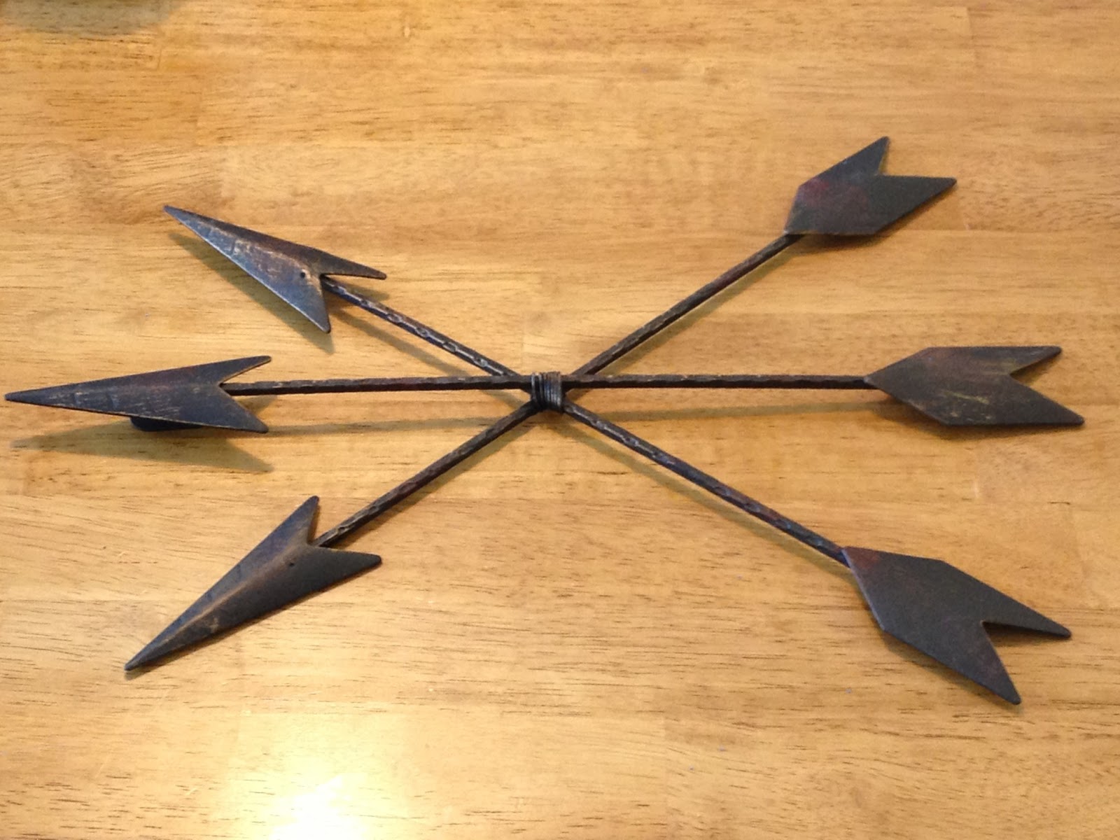 Inspired Whims: Midas Touch Strikes Again: Arrow Sconce Look-Alikes