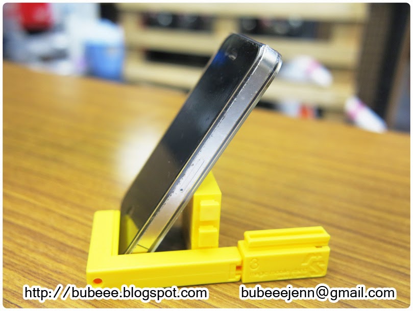 ♥ bubeee. ♥: 【科技】 提升品位生活。超好用的 MMS Magic Mobile Stand 攜帶式萬用手機座。 （附：讀者購物優惠）
