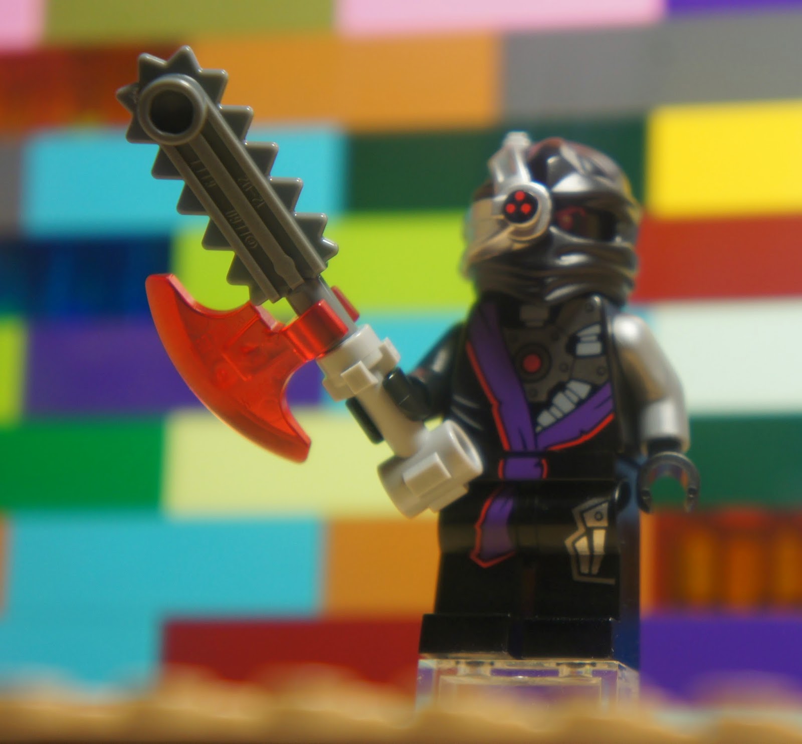 LEGO NJO092 Ninjago NINDROID WARRIOR Minifigure w/ Weapon Accessories ...