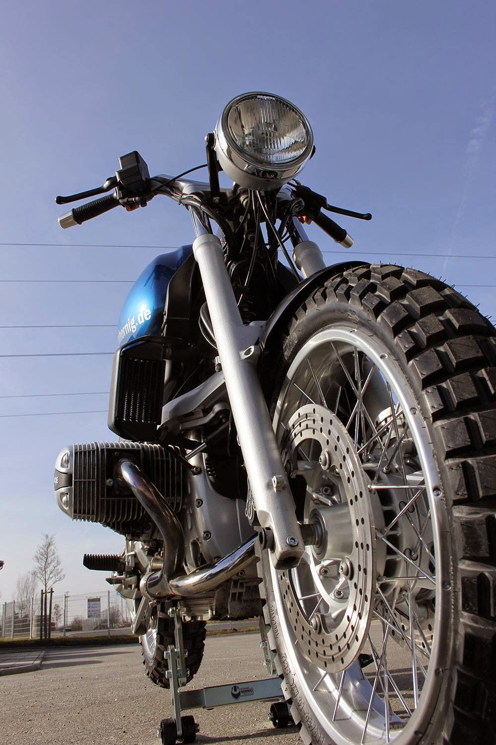 BMW R1100R Scrambler Umbau - RocketGarage - Cafe Racer Magazine