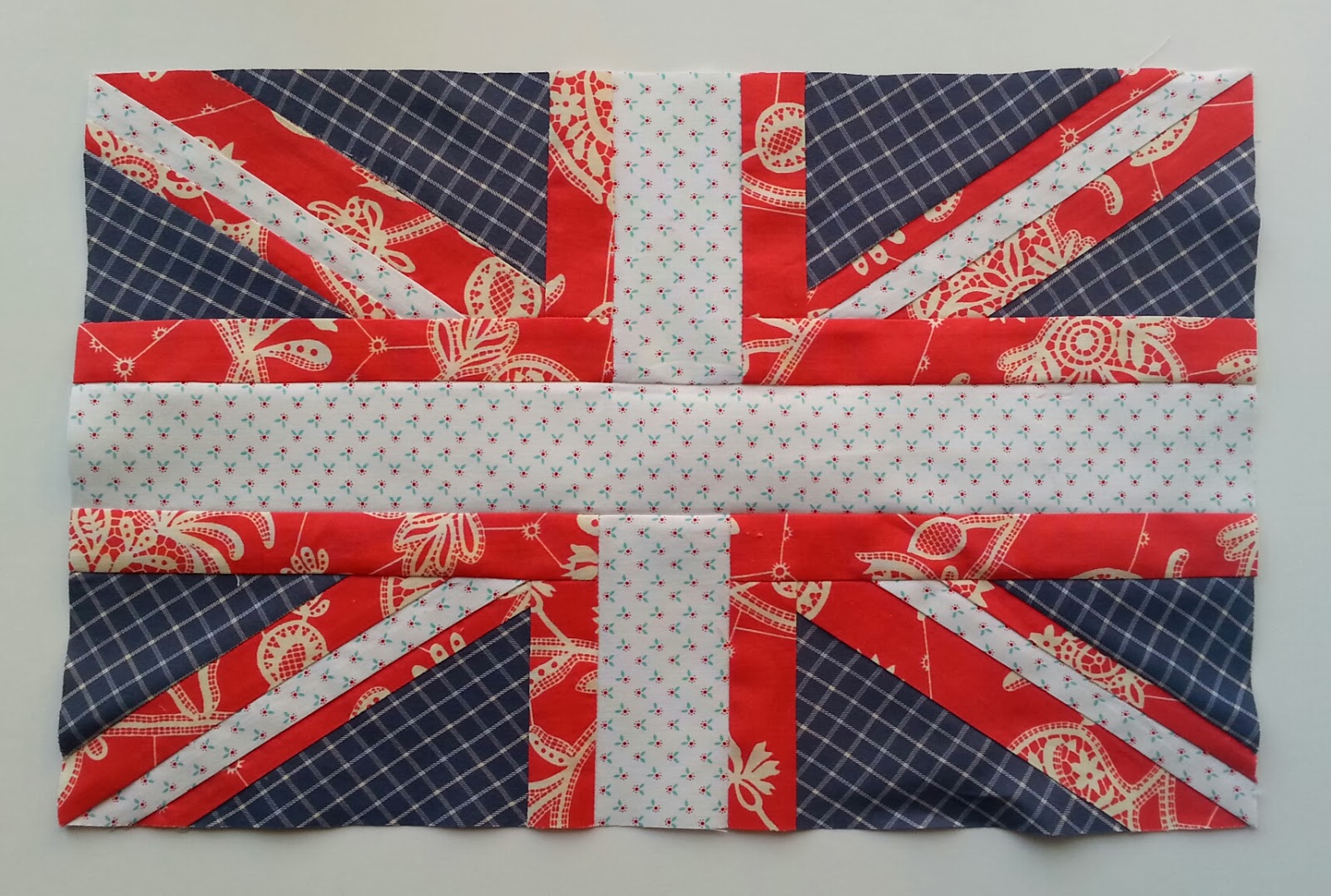 Union Jack Attack | Quiltstory | Bloglovin’