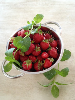 Friss házasok eper-menta | Reantik