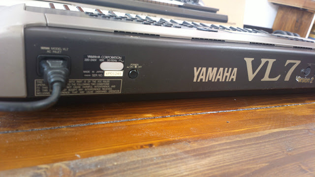 MATRIXSYNTH: Yamaha VL-7 Physical Modeling Synthesizer