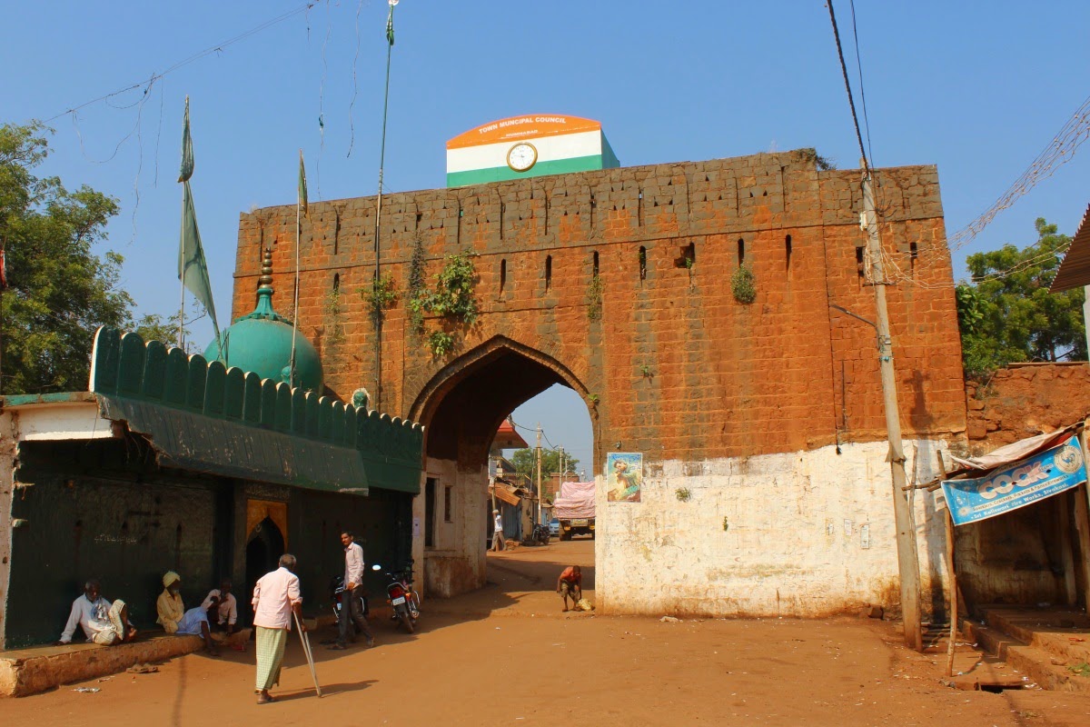 Journeys across Karnataka: Humnabad fort remains