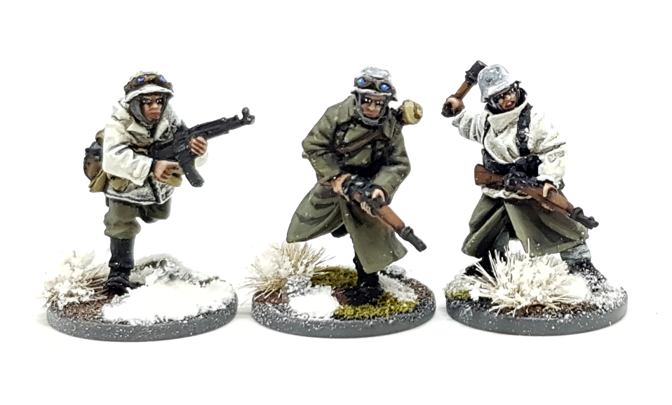 Left Handed Panzerfaust: First Squad of Winter Germans Complete