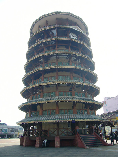 Menara Jam Condong Teluk Intan | ctiza's life!