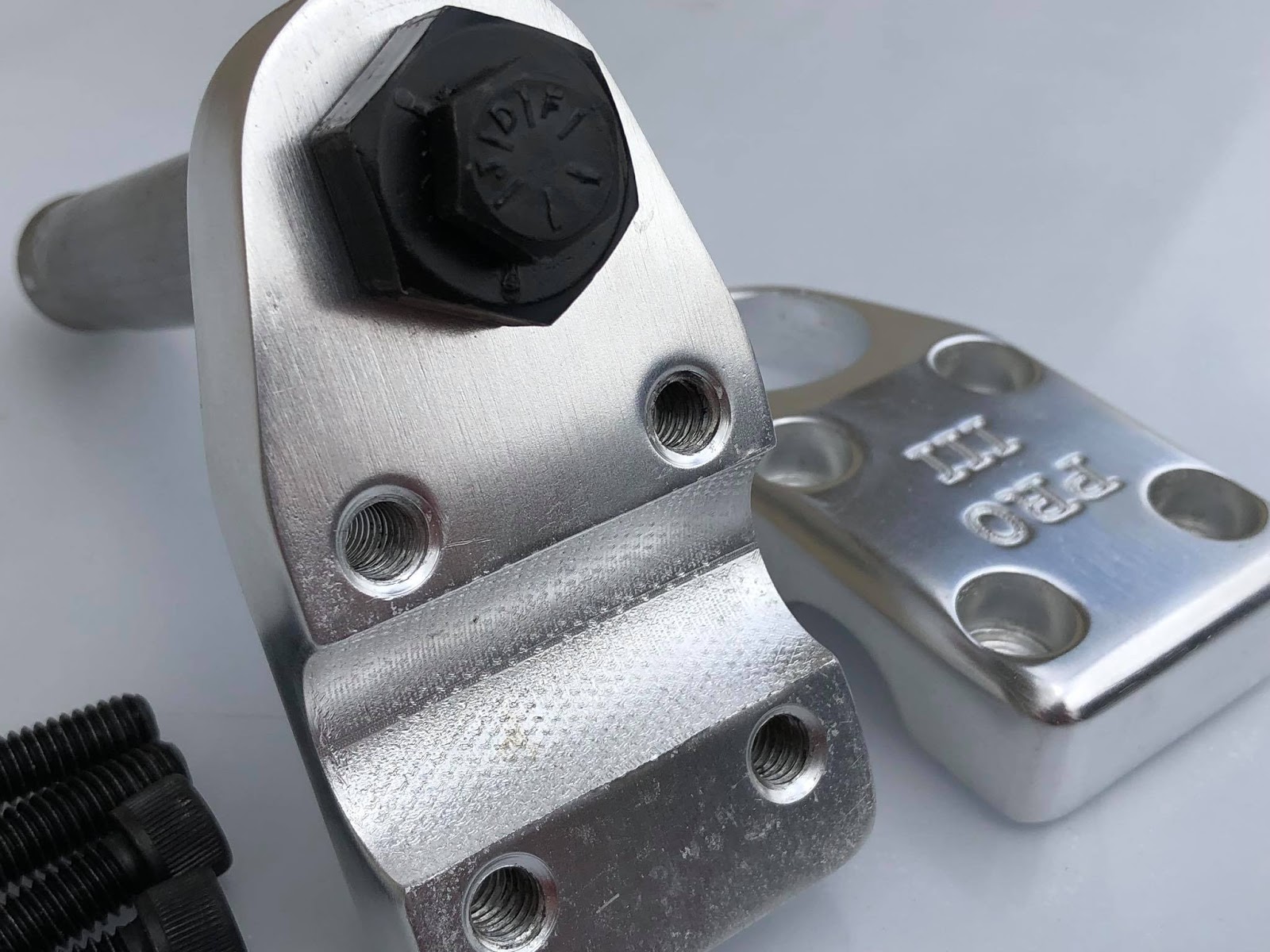 Pro-Neck Pro III Stem