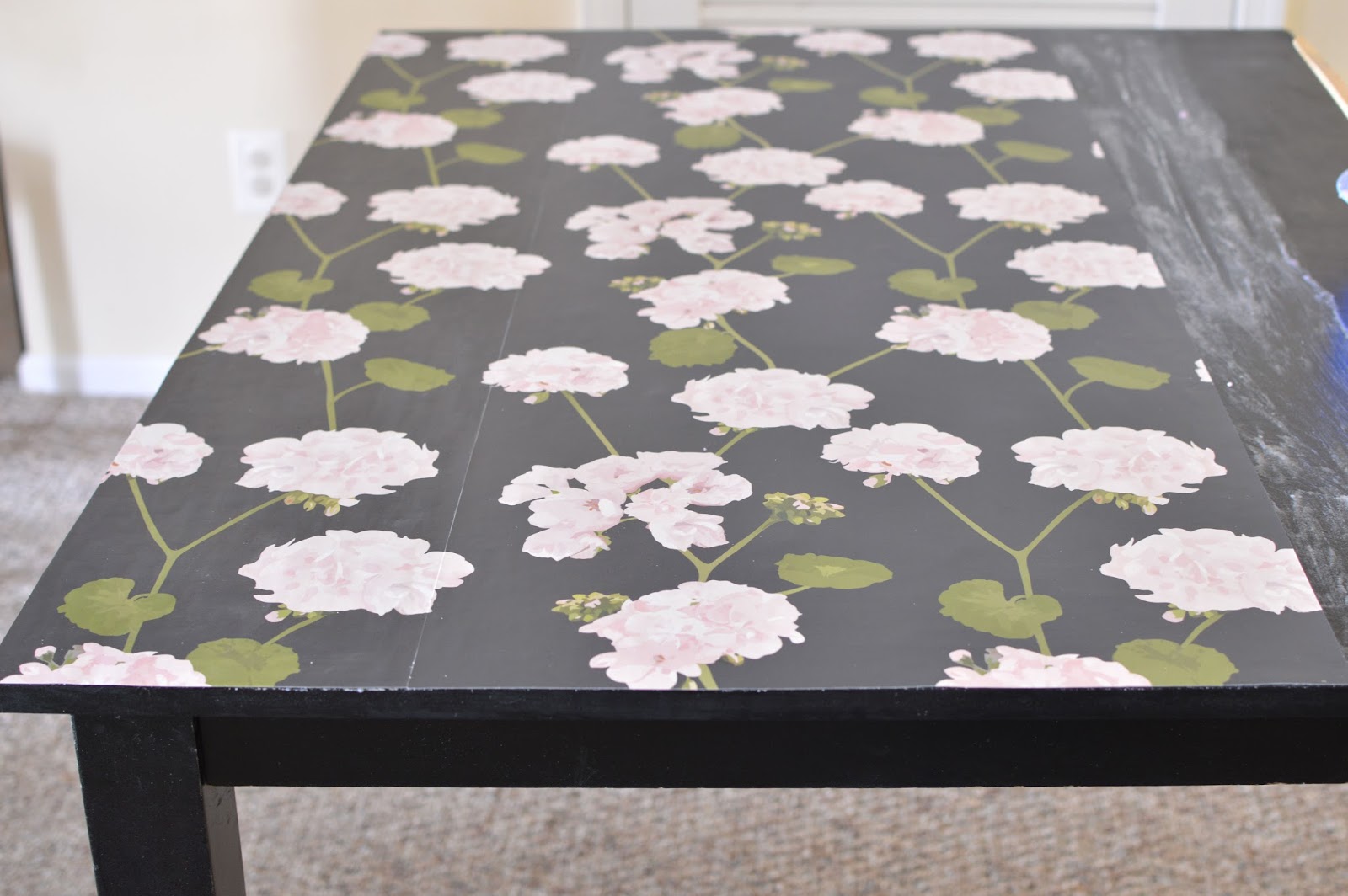 Vikalpah: Dining Table makeover using wallpaper + Giveaway!