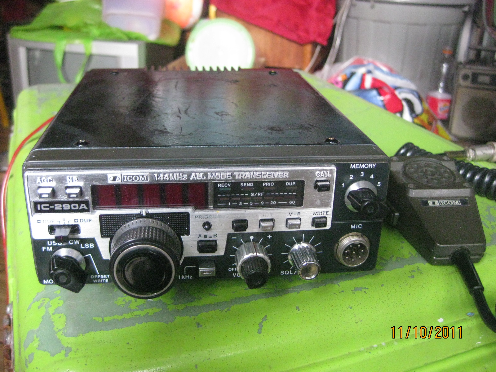 Doel Connect Shop: ICOM IC-290A ,SECOND.SOLD/TERJUAL>>BANJARMASIN.