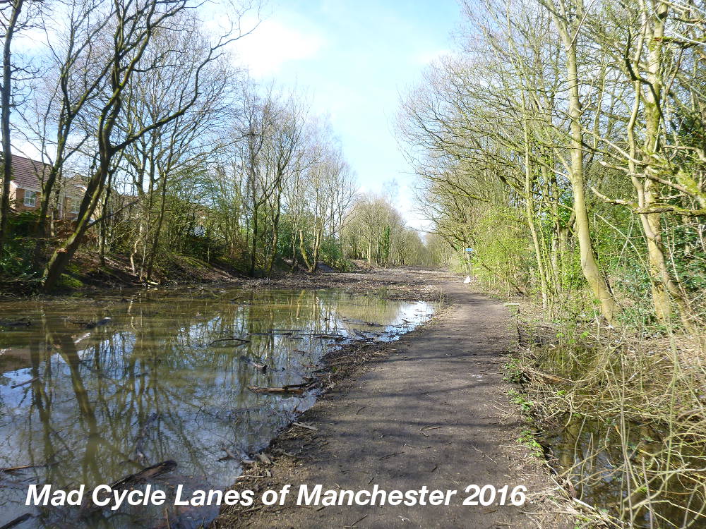Mad Cycle Lanes of Manchester: Tyldesley Loopline Update, Roe Green to ...
