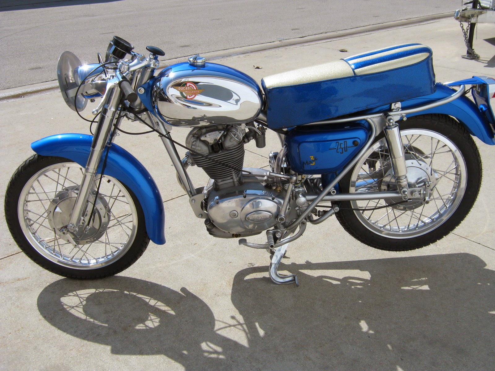 Fast is fast...: 1966 Ducati 250 Mark 3.