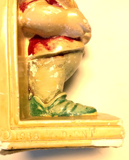 Filmic Light - Snow White Archive: 1938 La Mode Doc, Grumpy, and Dopey ...