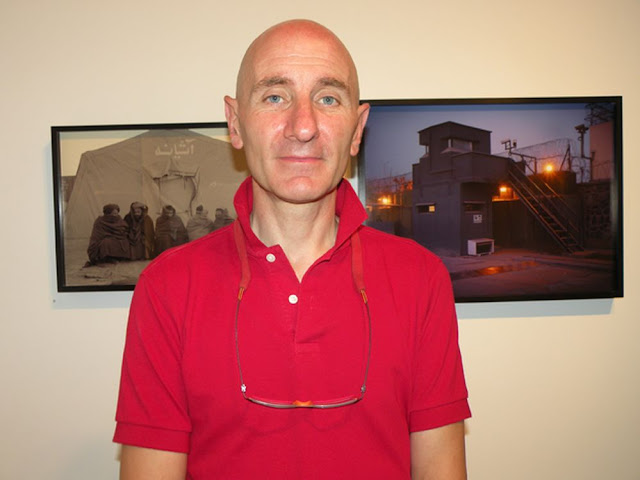 Los Grandes Fotografos: Simon Norfolk (1963)