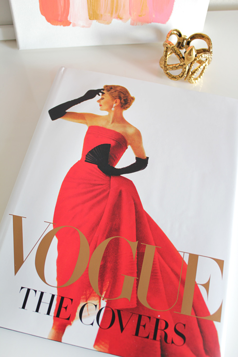Book Review: VOGUE, The Covers - Made By Girl