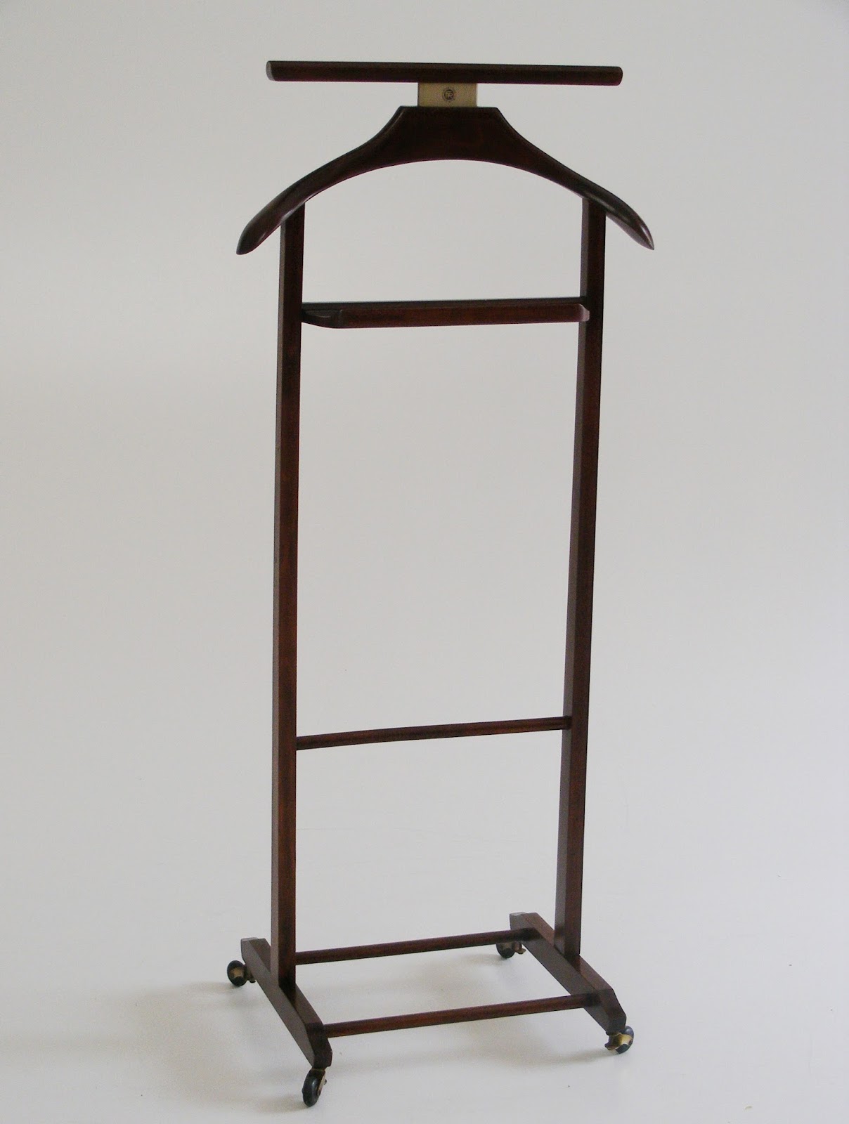 VAMP FURNITURE: This weeks new vintage furniture stock - 26 August 2016