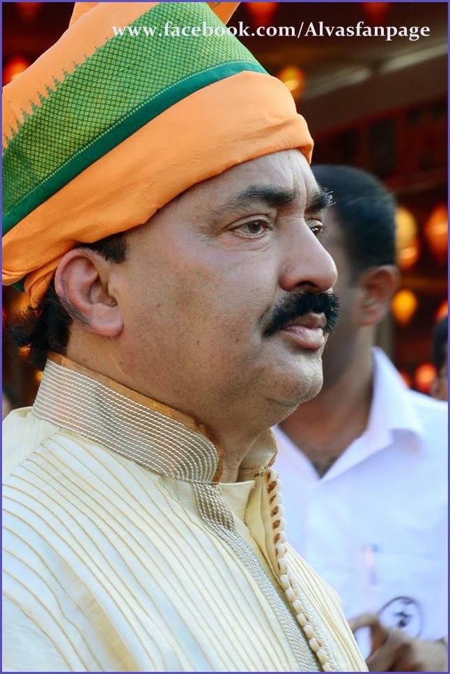 Dr Mohan Alva at Alvas Vishwa Nudisiri Virasat 2013. - Proud To Be An ...