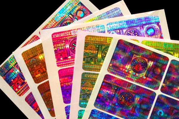 Everest Holovisions Blog: Different Colour Holograms