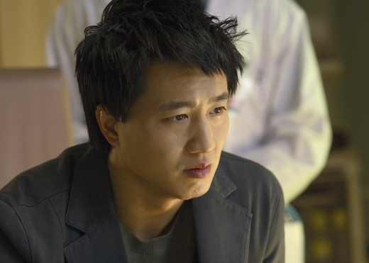 obscurendure: Review - They Wait (2007 - Dir. Ernie Barbarash)