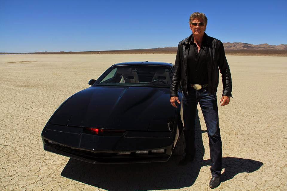 DAVID HASSELHOFF JUNTO CON KITT EL COCHE FANTASTICO KNIGHT RIDER