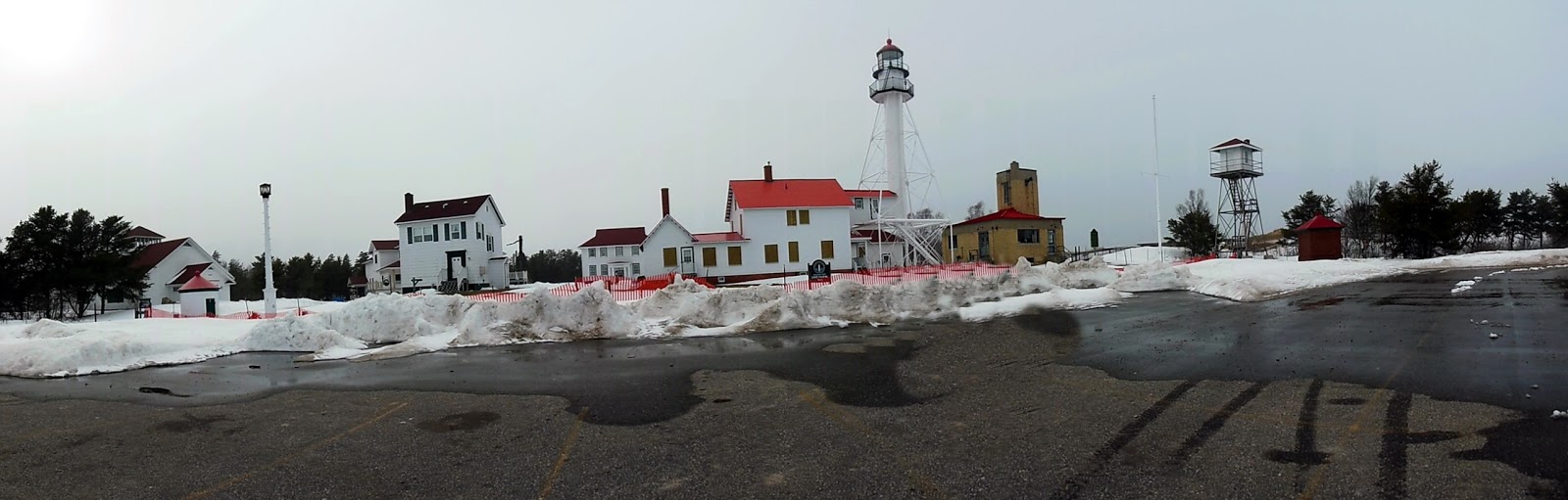 Focusing On Travel : Whitefish Point - Light, Lodging, & Lake Superior