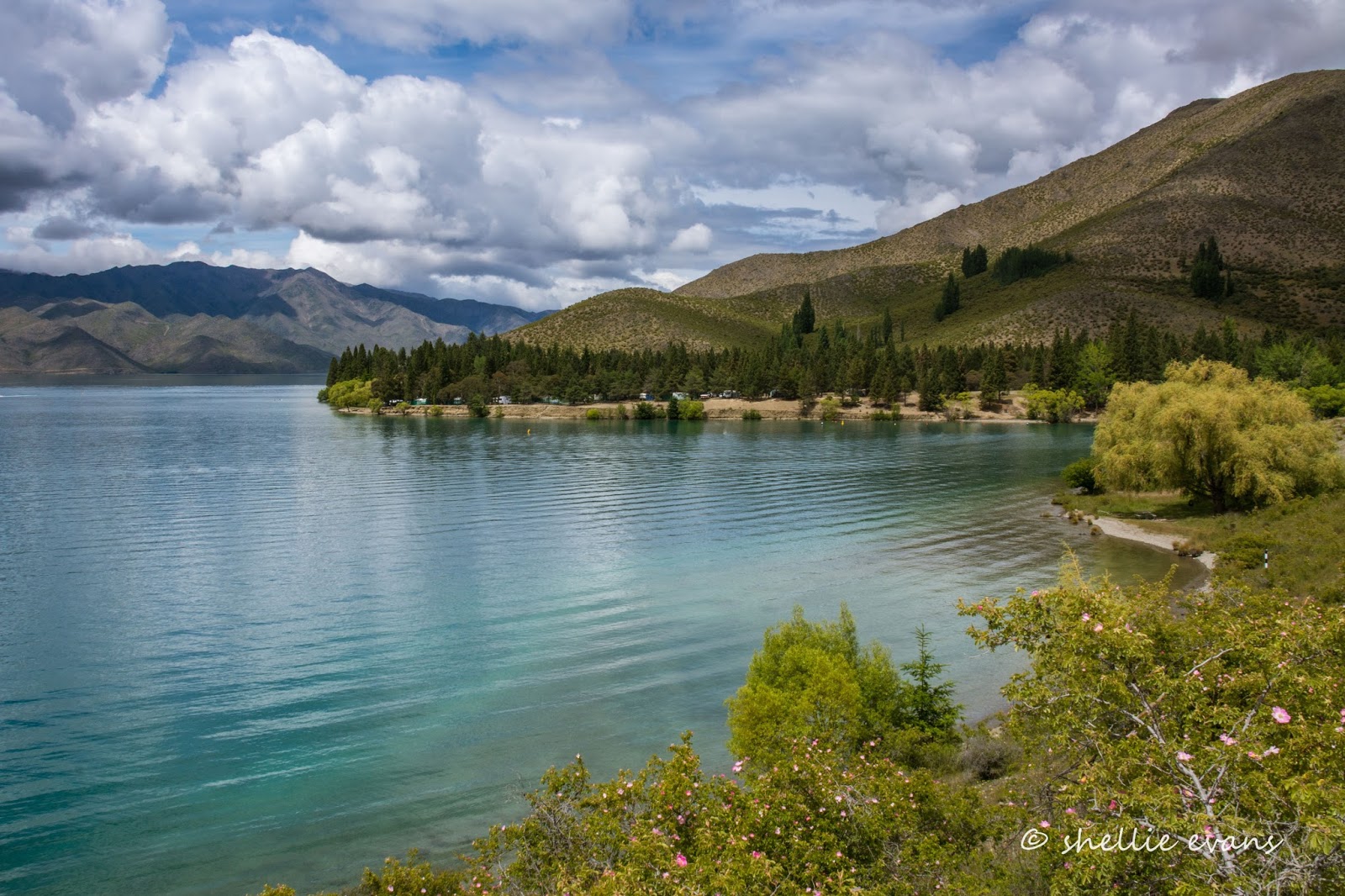 Two Go Tiki Touring: Out & About at Lake Benmore