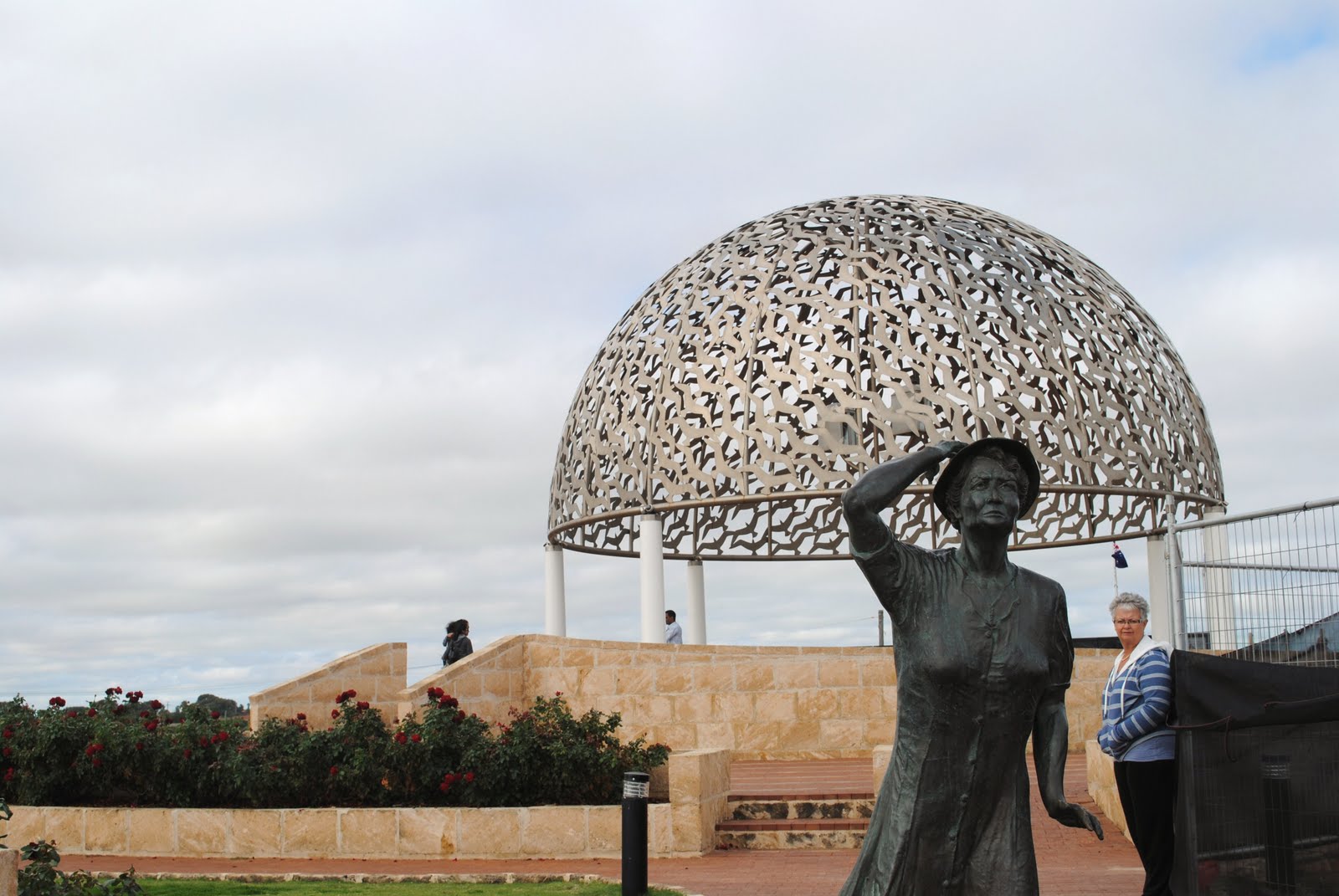 Ian and Sue: Geraldton – HMAS Sydney Memorial