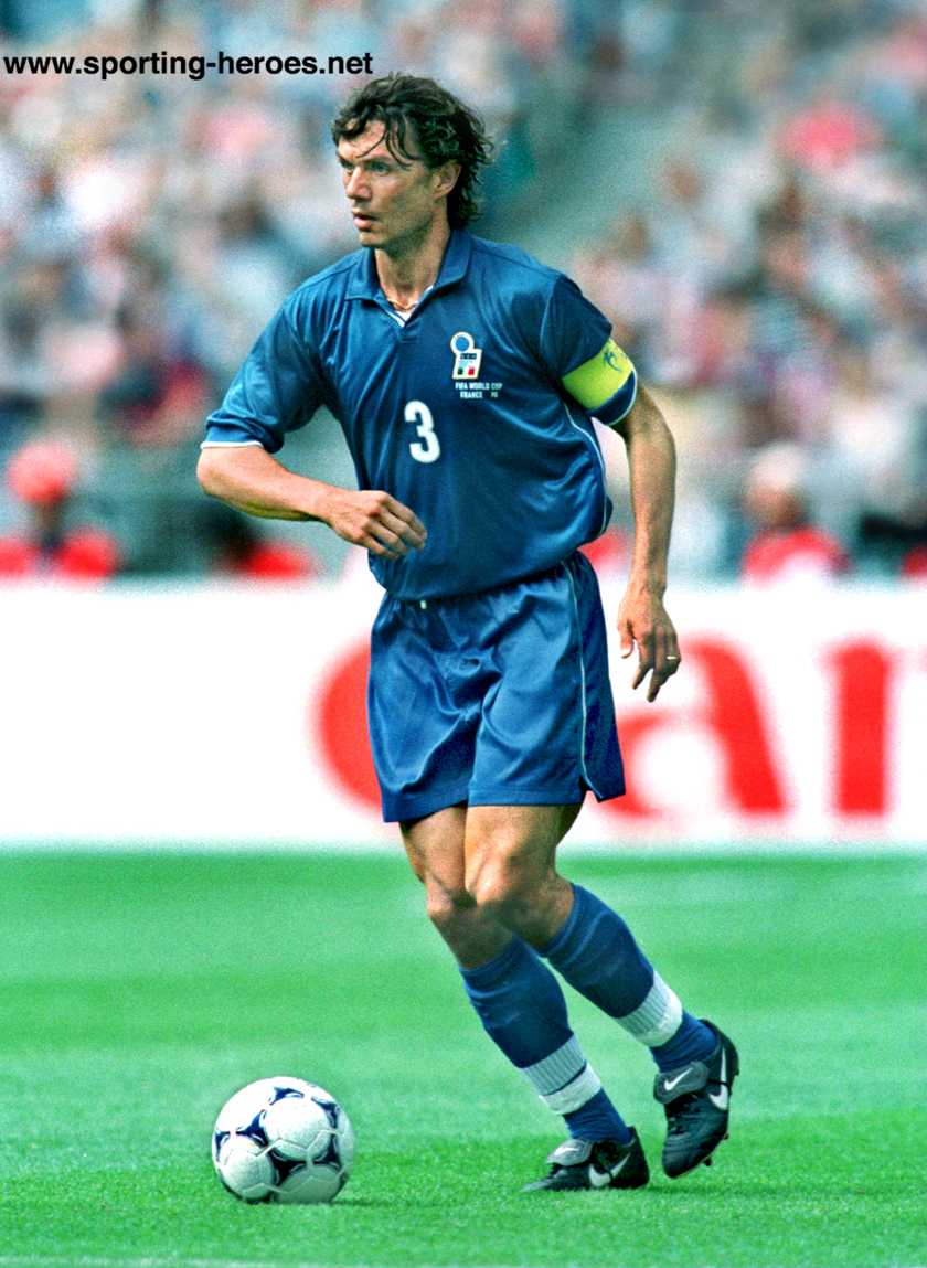 3. Paolo Maldini (Italy) Role: Left sided defender | Calcio, Giocatori ...