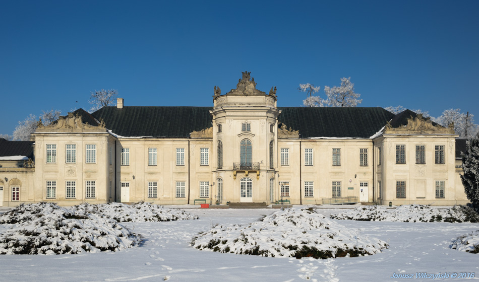 Melting Pot of Cultures / Na styku kultur: Rococo palace in Radzyń ...