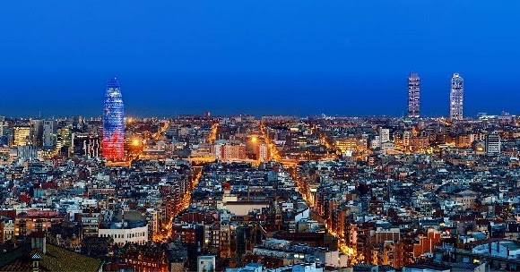 What's a cosmopolitan city?