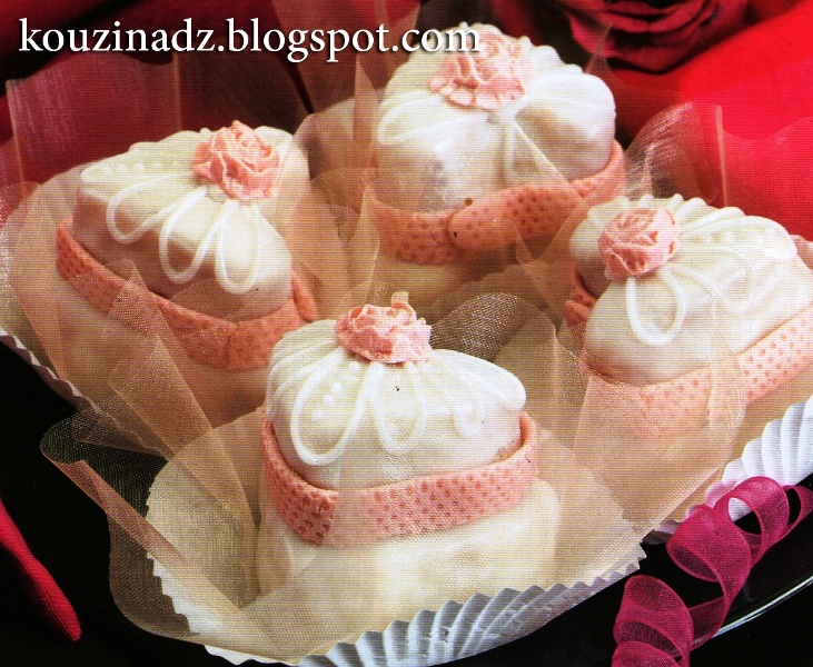 La Cuisine Algérienne: Mkhabez piece montee