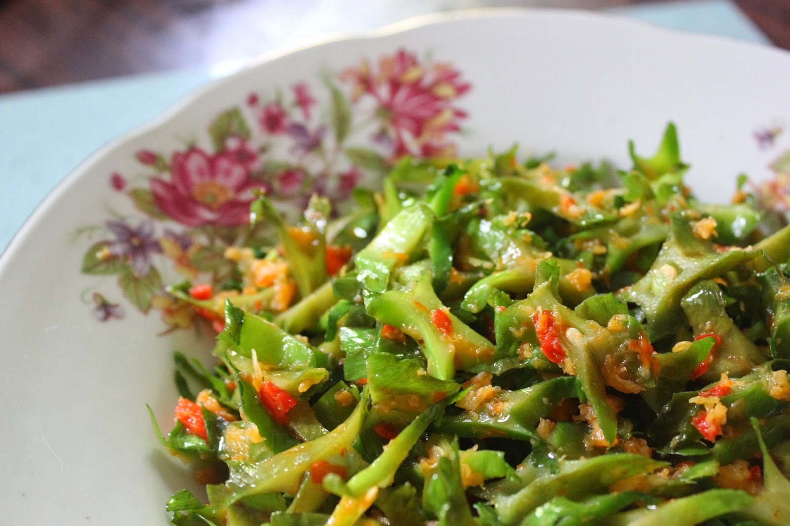 The Morning After: STIR-FRY WING BEAN WITH CHILLI BELACAN