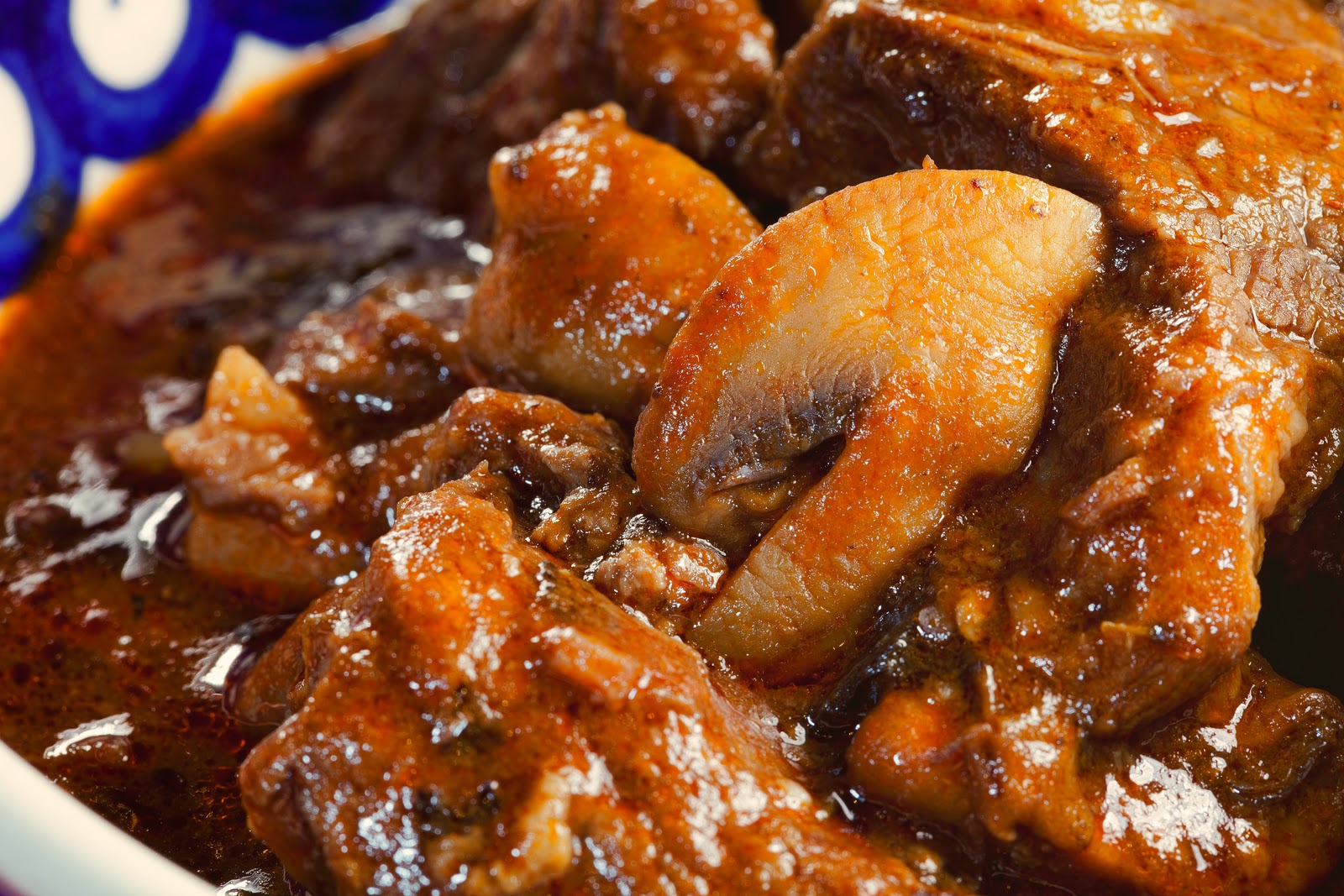 kruizing with kikukat: Beef Burgundy