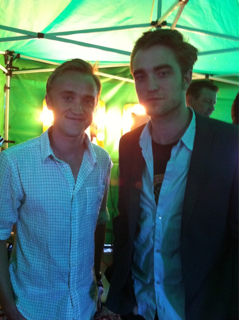 ROBSTENsessed -BilingualBlog: ADORABLE PICT (HP Reunion with Rob) HQ At ...