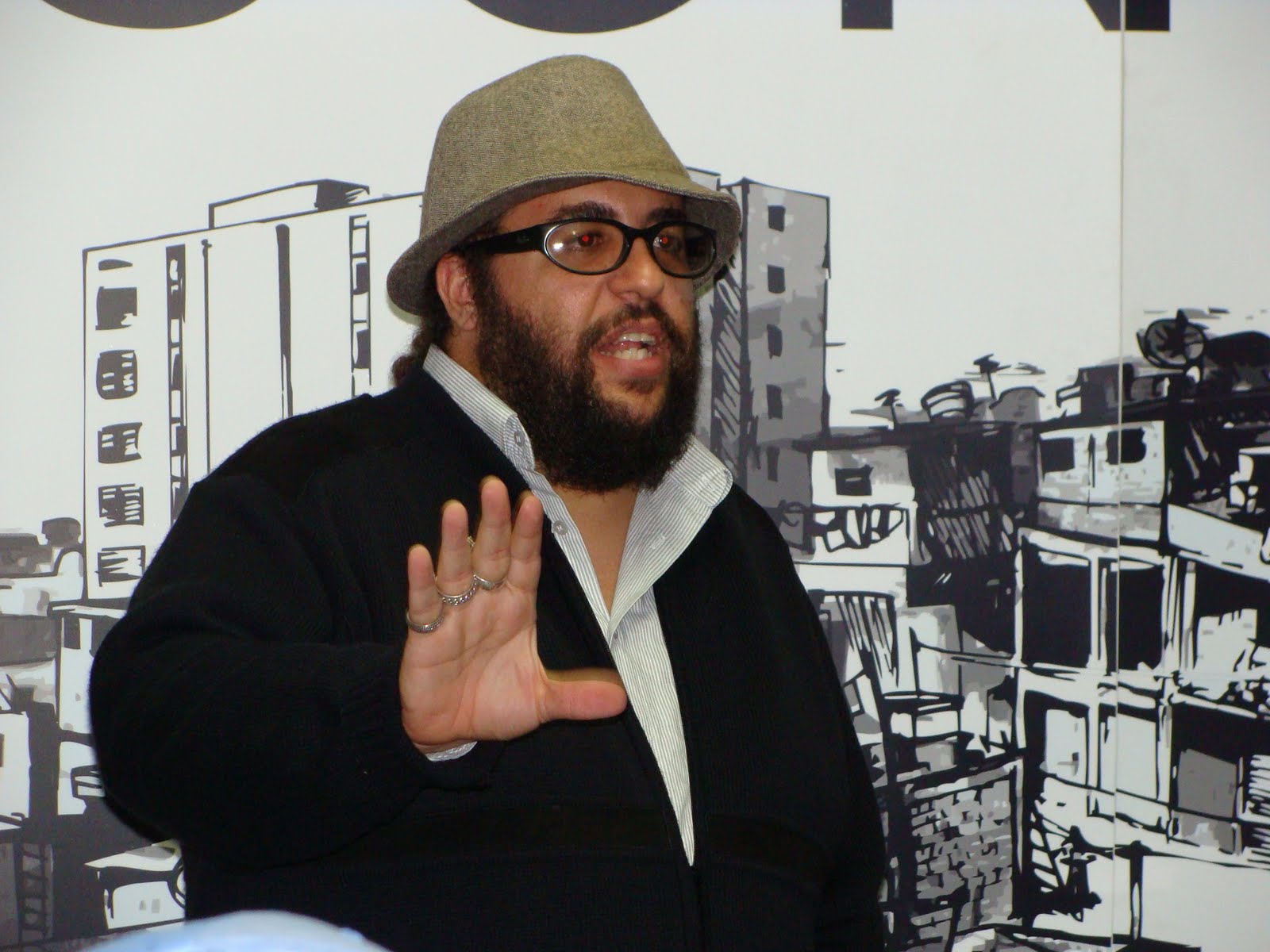 Ferréz: Hoje Ferréz e Marcelo Rubens Paiva no Itaú Cultural