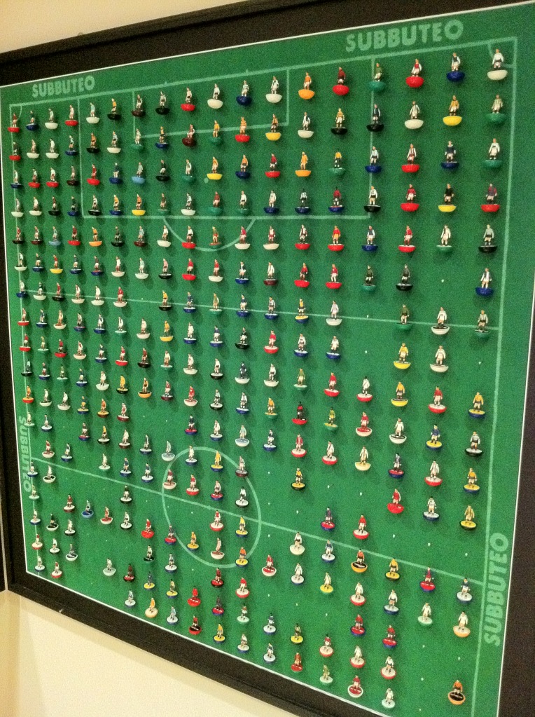 My Hybrid Green Box: Subbuteo Beautiful Frame