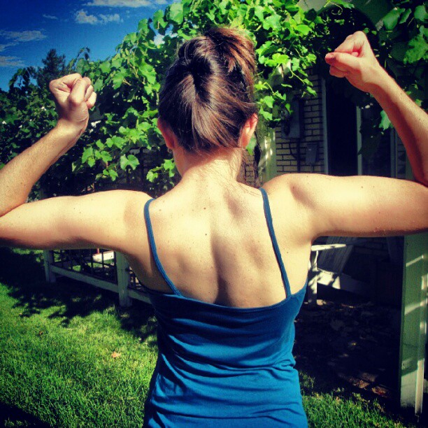 Love Iris Getting Fit And Toned With EAS Toned And Lean Shake love-iris-getting-fit-and-toned-with-eas-toned-and-lean-shake