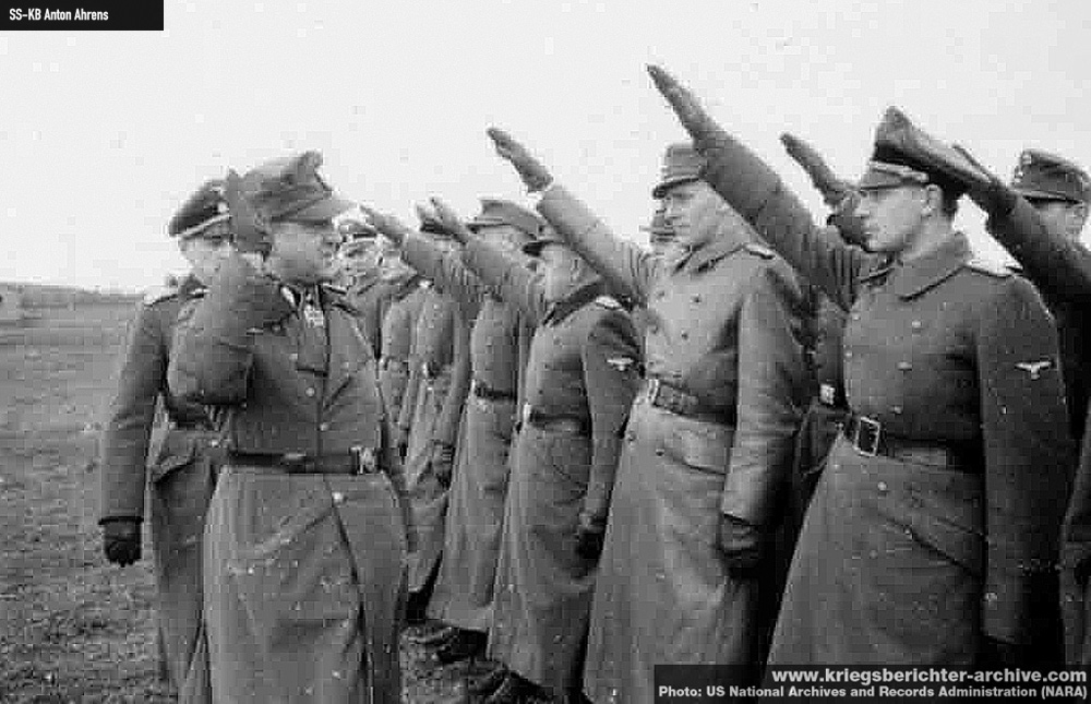 NAZI JERMAN: Koleksi Foto Karya SS-Kriegsberichter Anton August Ahrens